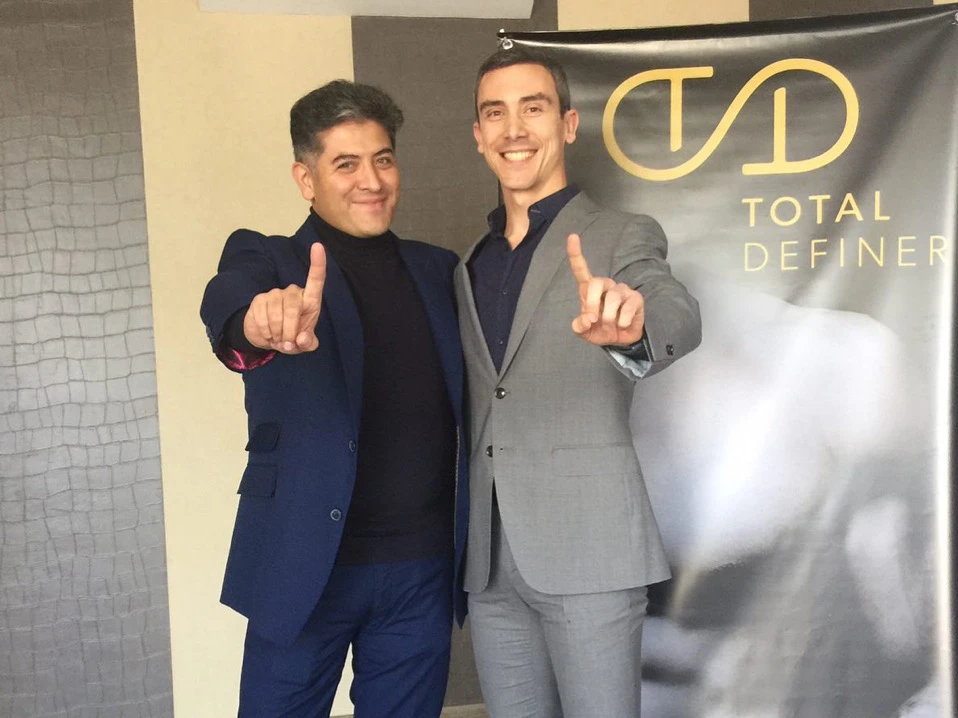 Total Definer Master – By Alfredo Hoyos - Dr. Ricardo Carvalho